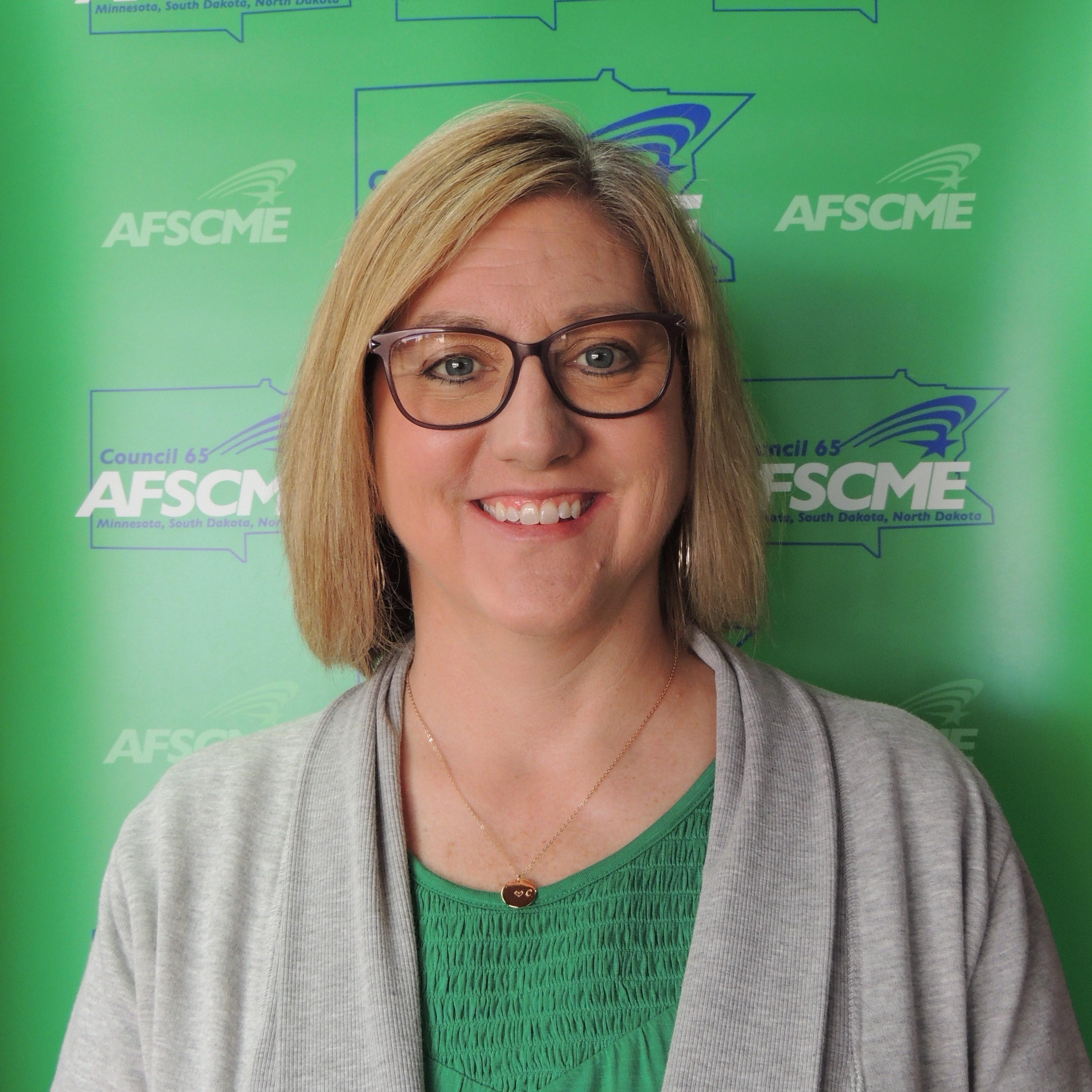 Angie Herdman's Instagram, Twitter & Facebook on IDCrawl